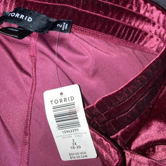 torrid | Pants & Jumpsuits | Nwt Torrid Red Velvet Pull On Pants 2 ...